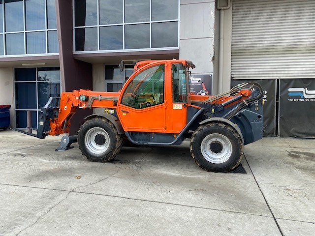 Looking to Buy a Used Telehandler? Read this first!